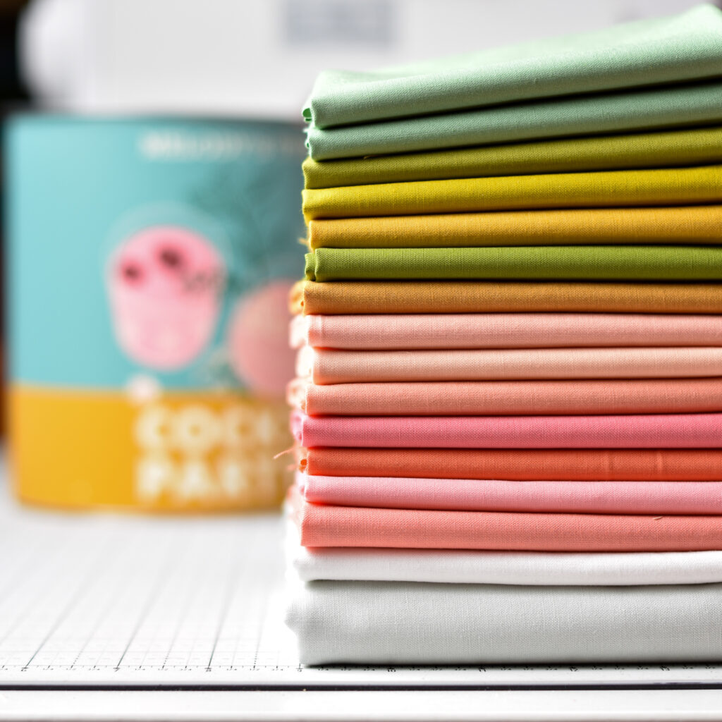 Pen + Paper Patterns Pineberry Solid Quilt Kit - Sewtopia